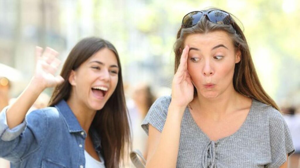 Sering Mengalami Awkward? Ini Kiat untuk Mengatasinya - Berita Seleb ...