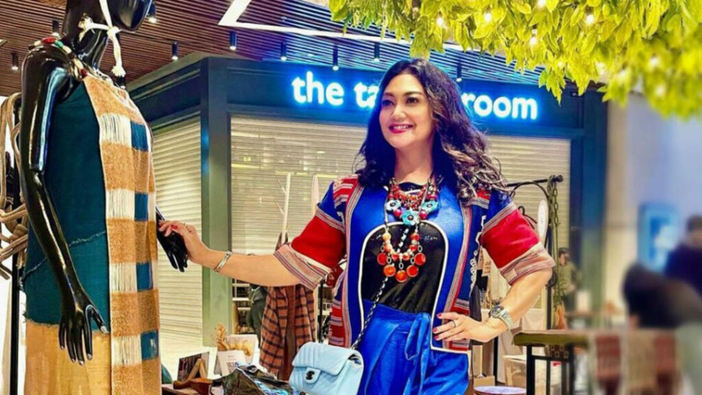 Disebut Tetap Cantik di Usia 49 Tahun, Ini Kata Bella Saphira - Berita ...