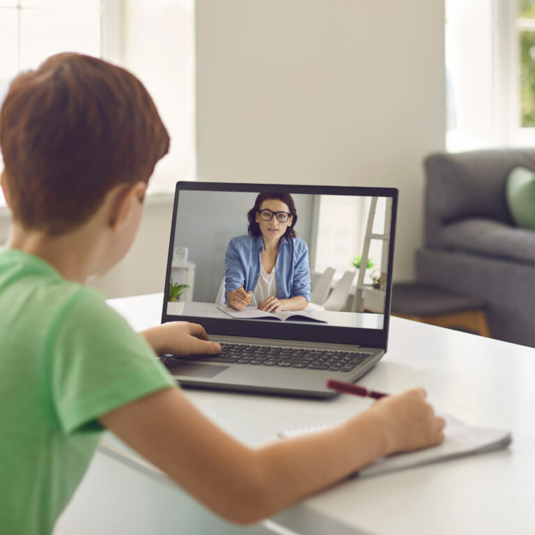 Ini 12 Aplikasi Pembelajaran Digital Terbaik - Berita Seleb & Lifestyle